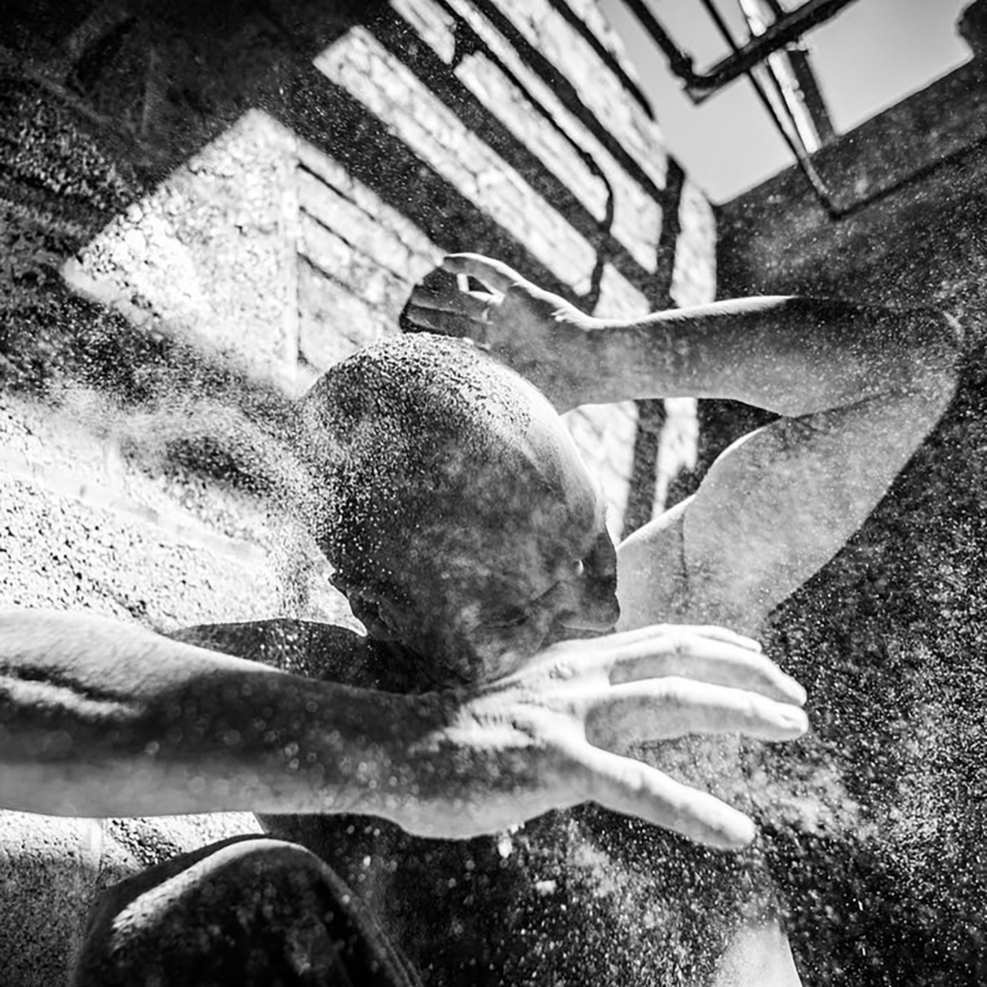 Simon McCorry – Mouthful of Dust – Polar Seas Recordings – magazinesixty